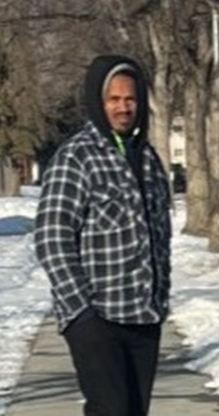 Police seek suspect after attempted kidnapping in central Edmonton ...