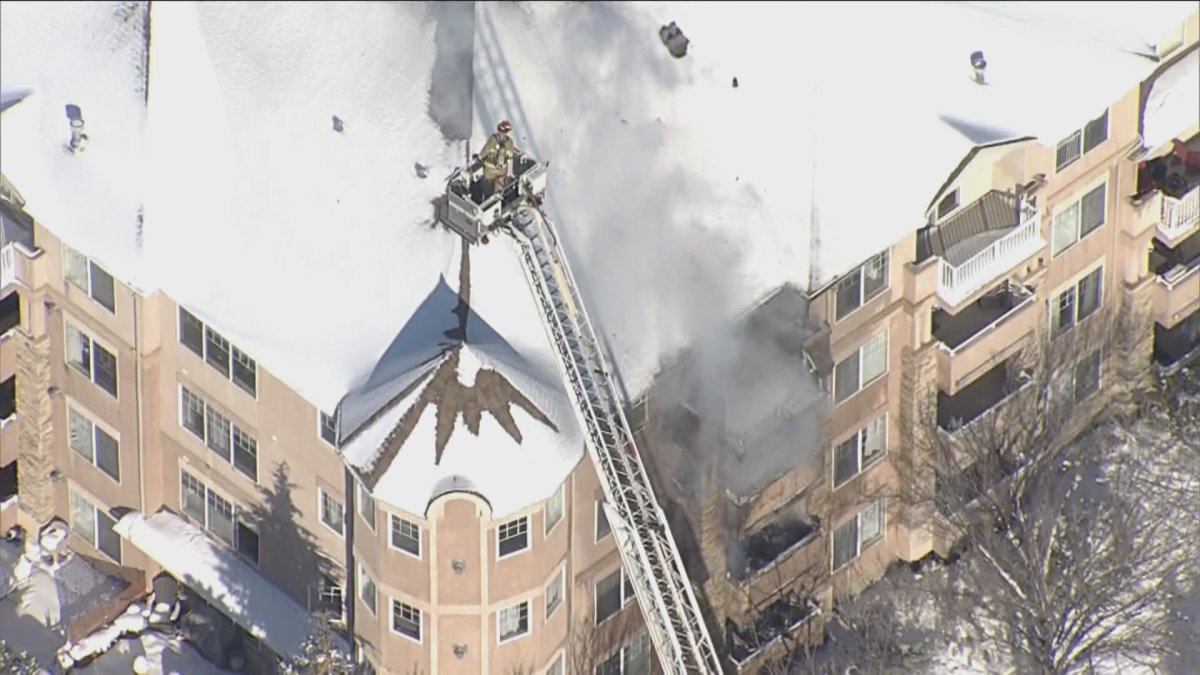 Calgary firefighters battling 2-alarm blaze in southeast condo complex ...