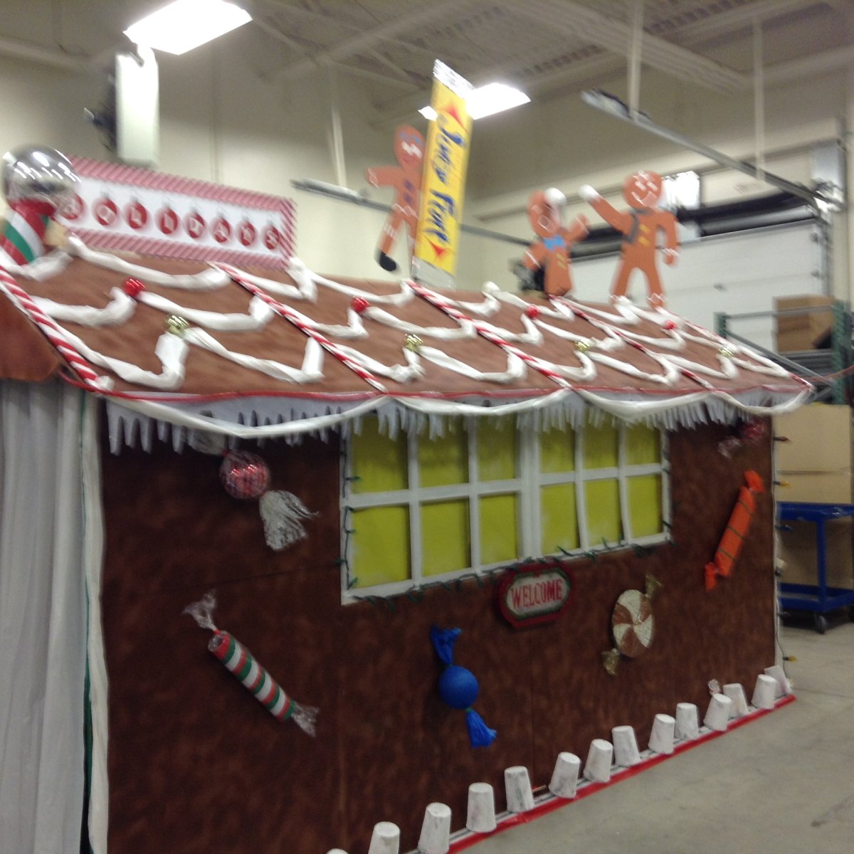 Edmonton ATCO employee celebrates season with elaborate Christmas ...