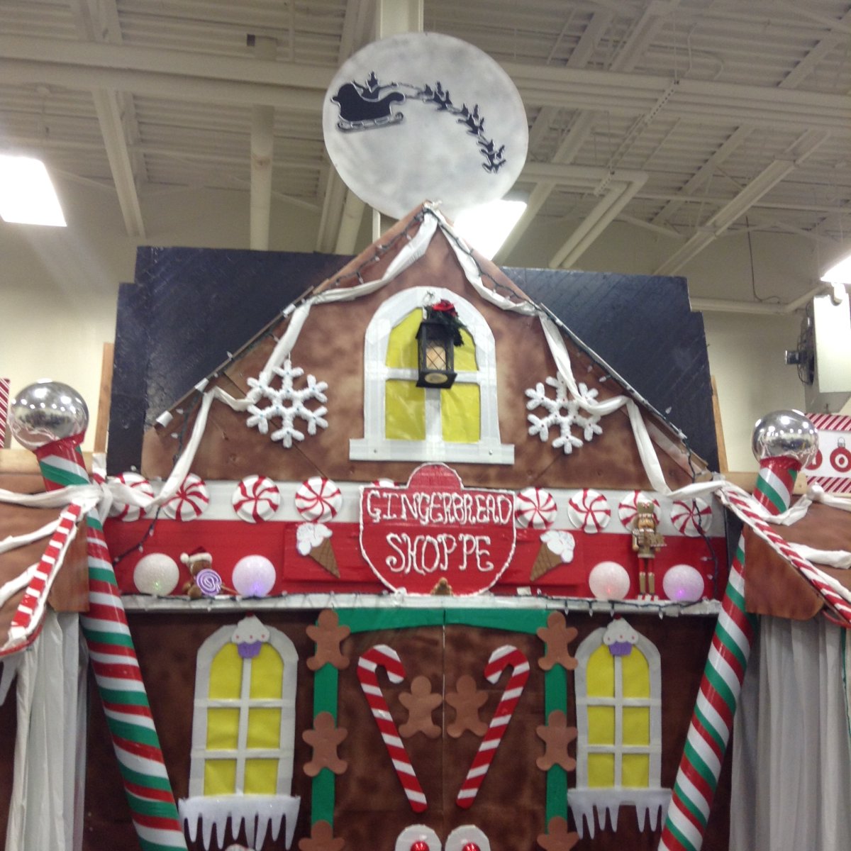 Edmonton ATCO employee celebrates season with elaborate Christmas ...