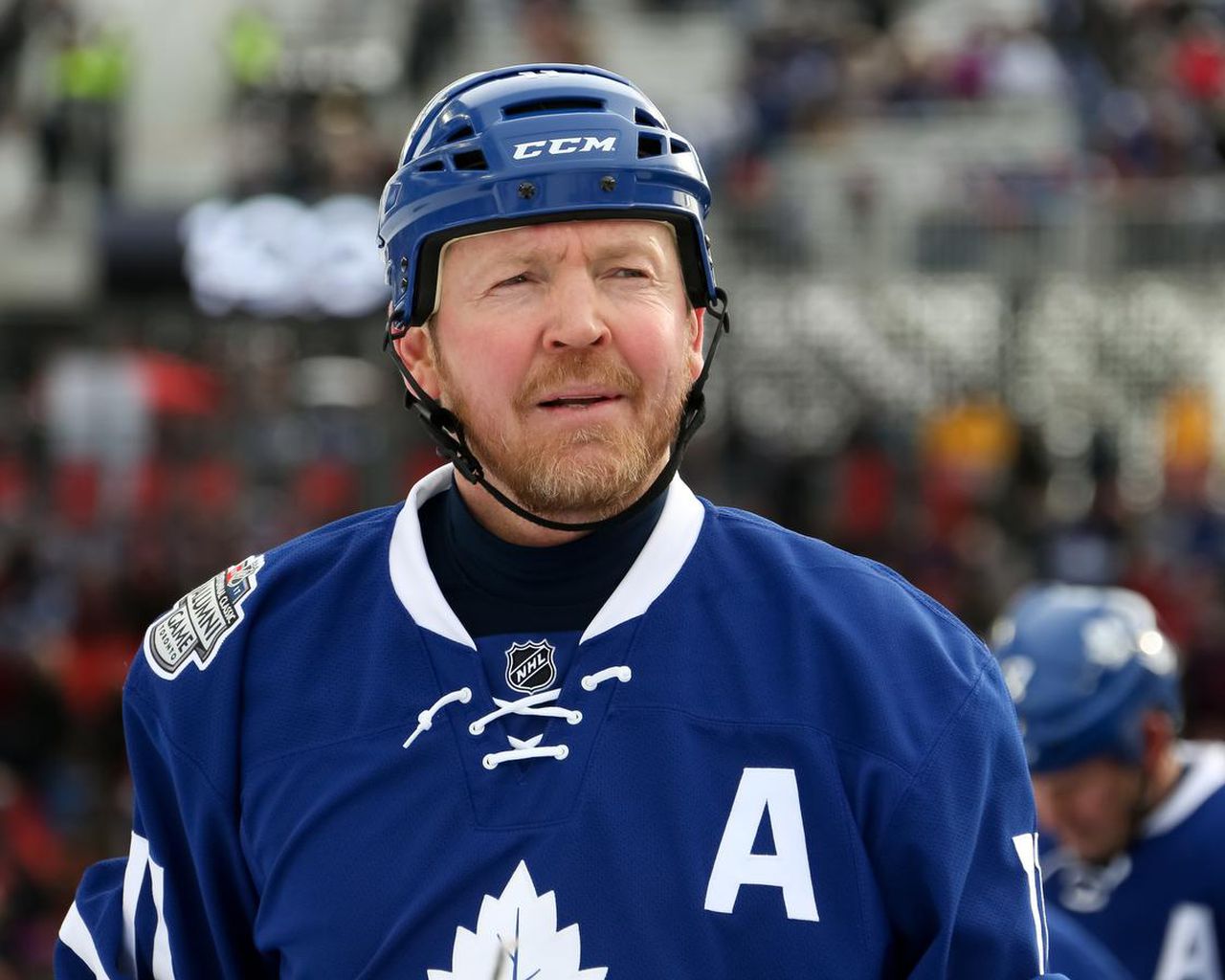 NHL legends battle Guelph firefighters in charity hockey game - Guelph ...