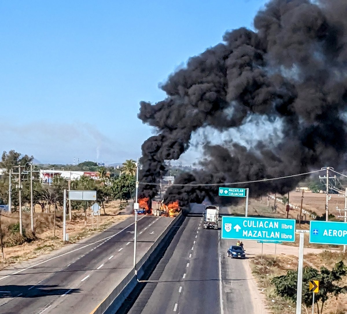 Canadians in Mexico advised to take shelter as cartel violence breaks ...