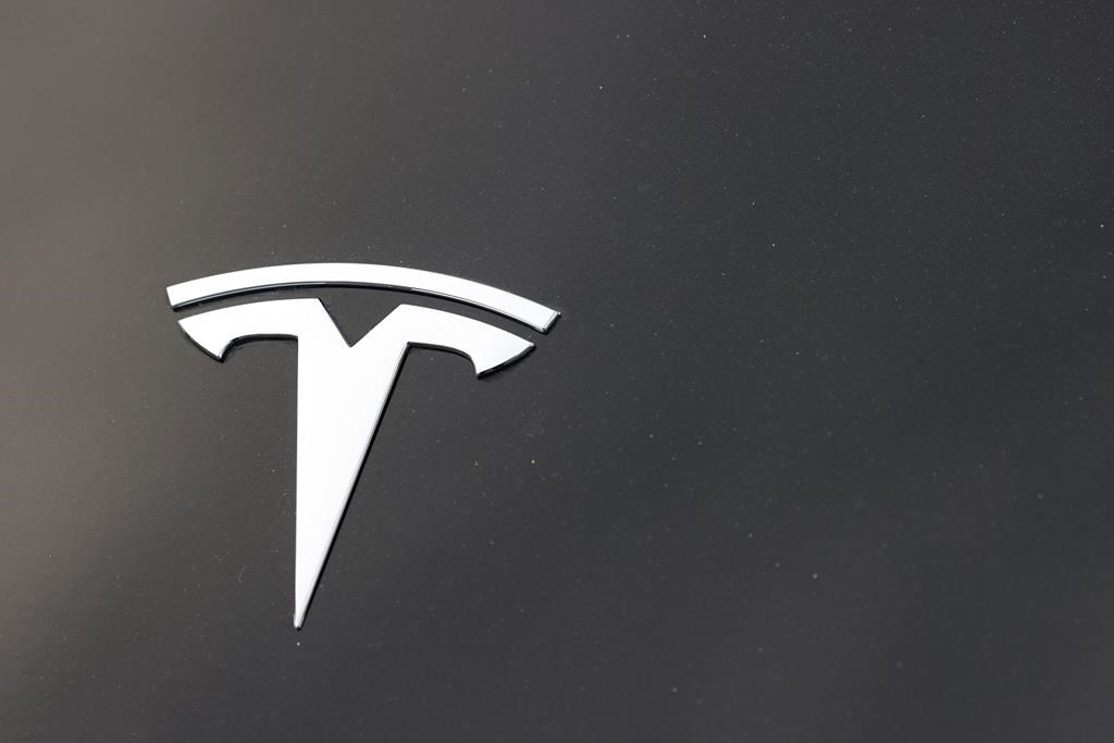 Tesla under investigation in U.S. for fatal crash, steering wheels ...
