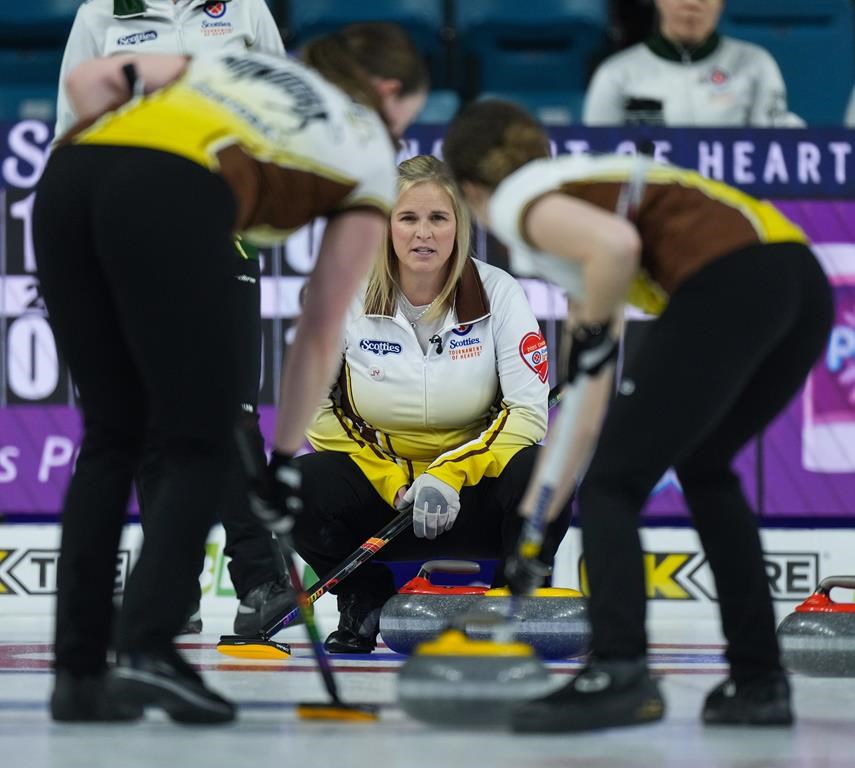Manitoba’s Jennifer Jones reaches playoffs at Tournament of Hearts ...