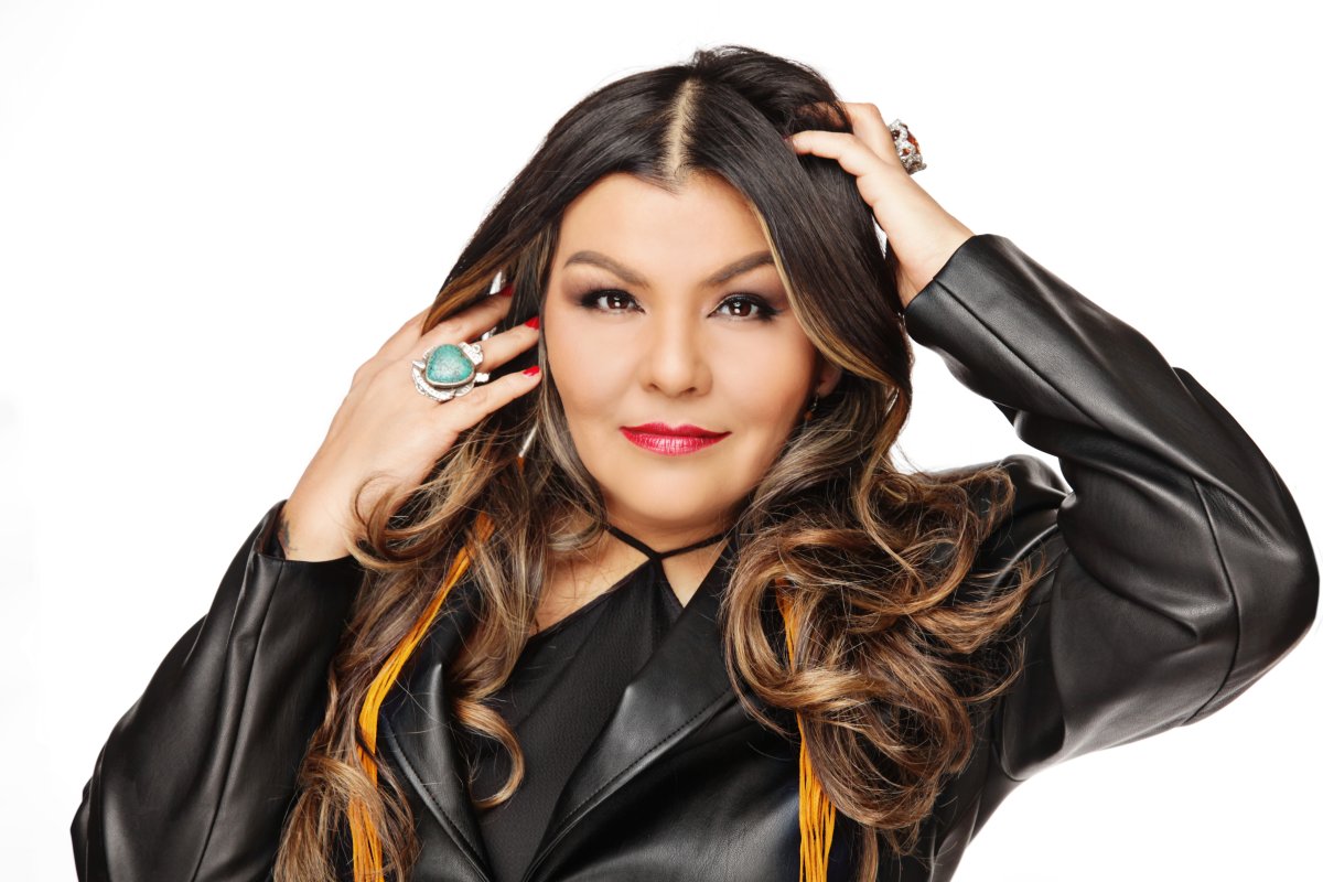 Indigenous Juno Award winner Crystal Shawanda - GlobalNews Events