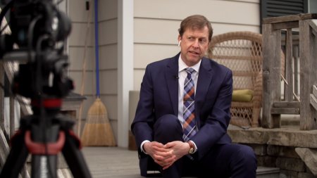 CSIS officer fired for complaining publicly about agency’s lack of ...