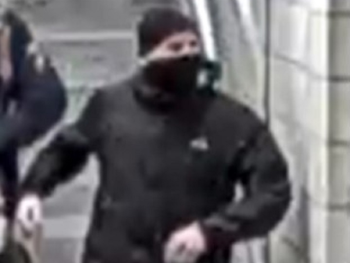Girl assaulted in suspected hate-motivated attack on TTC bus: police ...