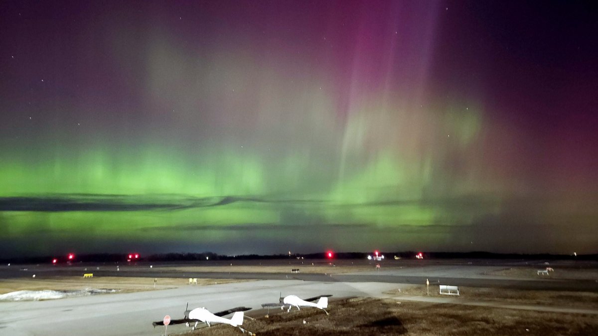 Rare display of northern lights dazzles London, Ont. on Thursday - London | Globalnews.ca