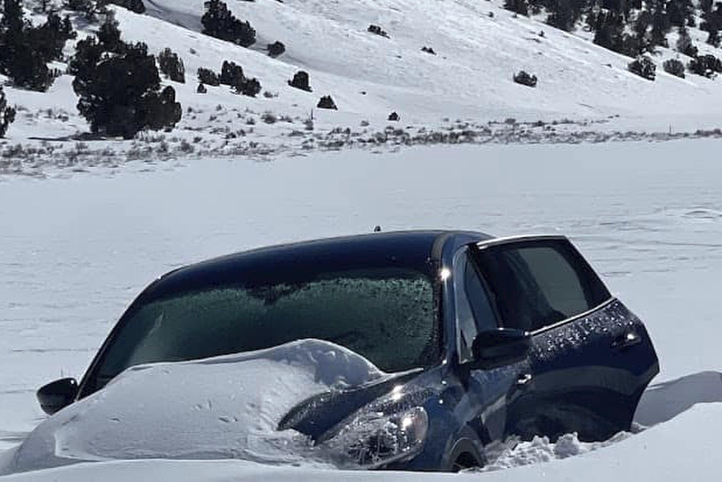 Snow by the Hollywood sign? How a rare winter storm walloped California ...