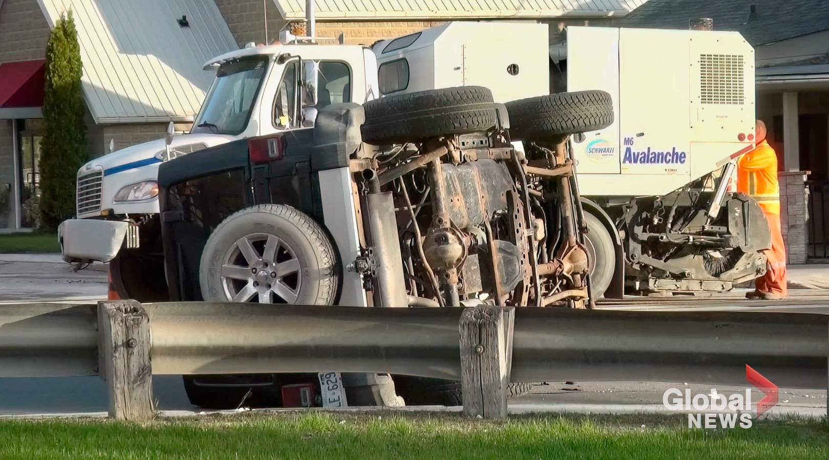 Jeep rolls after collision with street sweeper in Lakefield, Ont ...