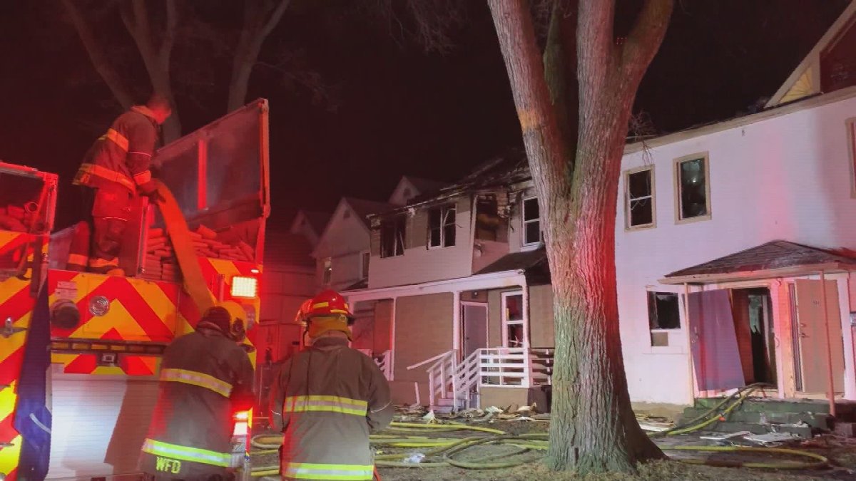 Two vacant Winnipeg duplexes to be demolished after fire early Tuesday ...