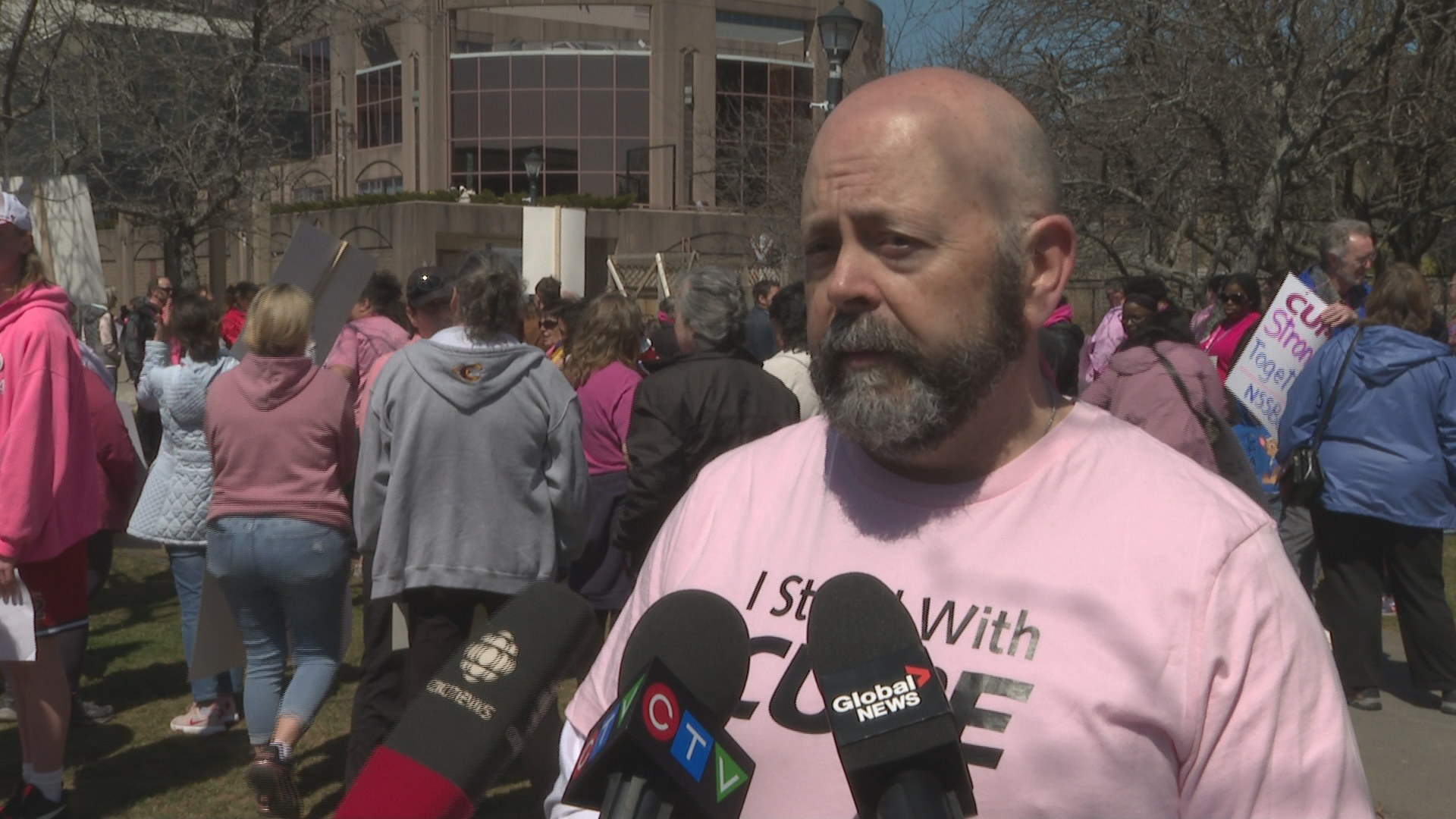 School support workers hold rally in Dartmouth as strike deadline looms ...