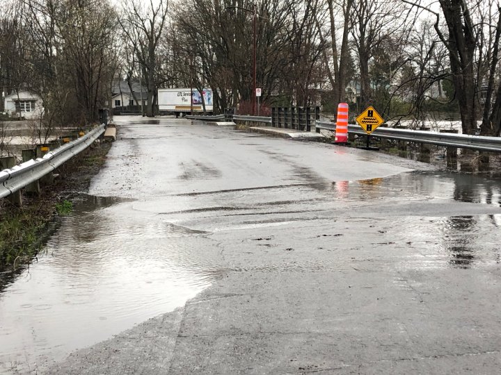 Quebec flooding: 2nd body found during extensive search for ...