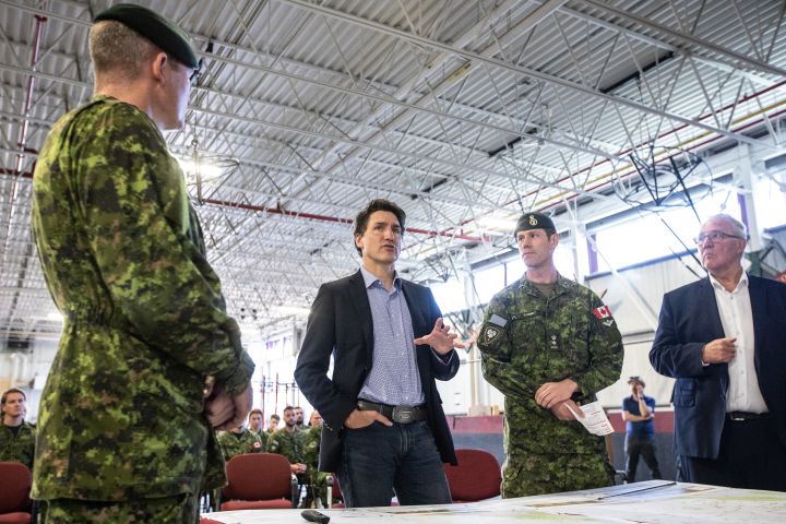 Trudeau visits Alberta to meet with Canadian Armed Forces helping fight ...