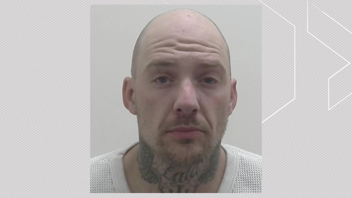 Calgary police seek man wanted on 11 outstanding warrants - Calgary ...