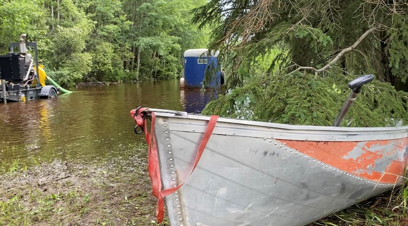 Edson, Yellowhead County struggle with flooding after wildfire: ‘One ...