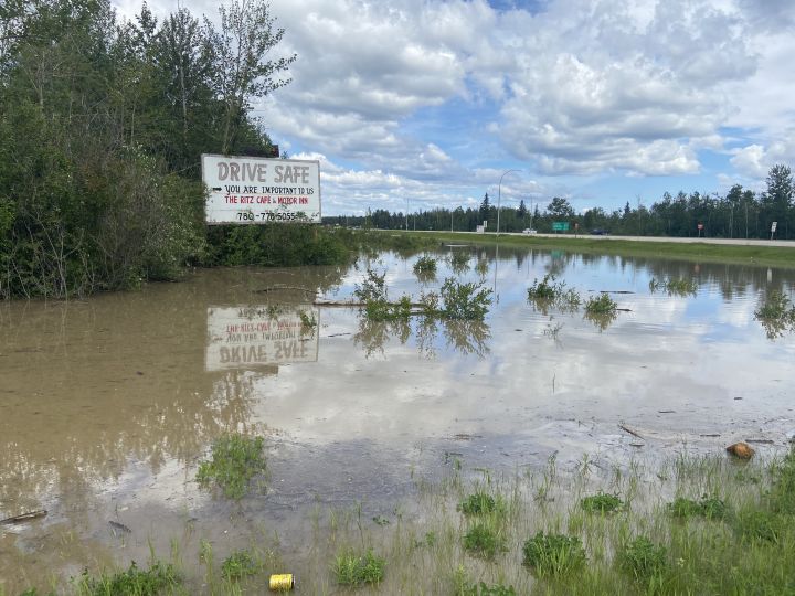 Alberta floods: Town of Whitecourt issues state of local emergency ...