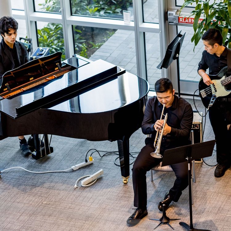 Music in the Square with Luke Young Trio - GlobalNews Events