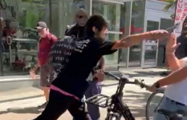 ‘Kind of unbelievable’: Violent robbery 2 blocks from VPD headquarter ...