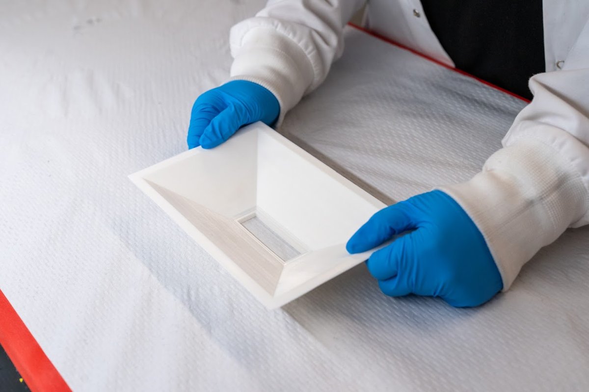 Ontario researchers say new packaging tray can warn of food ...