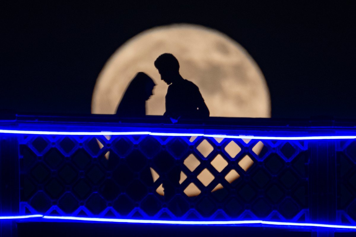 ‘Buck Moon’ dazzles skies around the world. When to watch the next ...