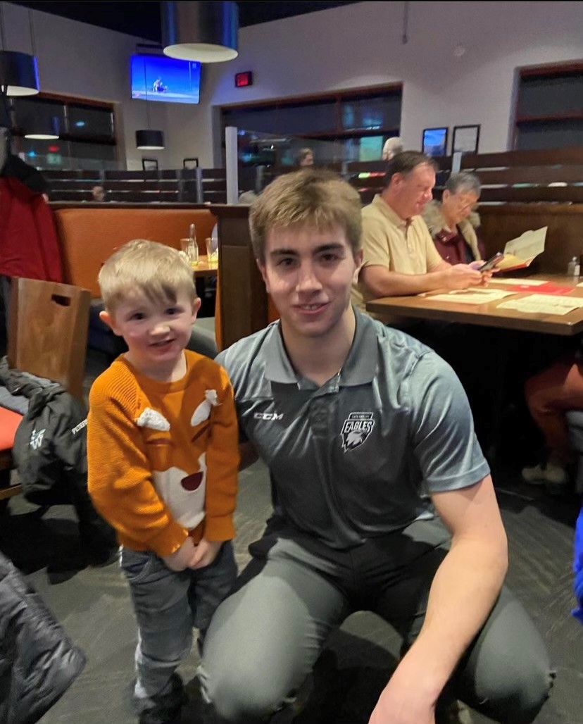 Young Cape Breton Eagles fan sets up lemonade stand for hockey hero ...