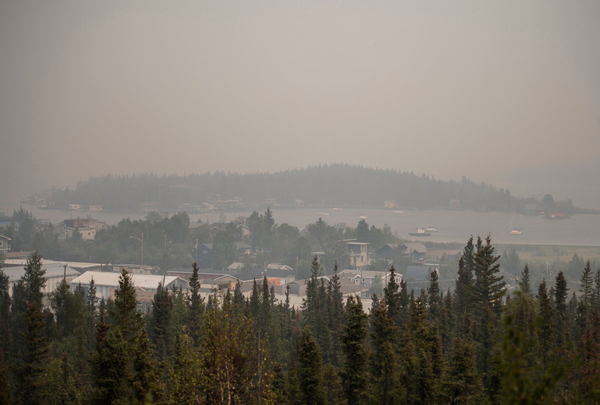 N.W.T. wildfires destroy town of Enterprise, threaten Yellowknife ...