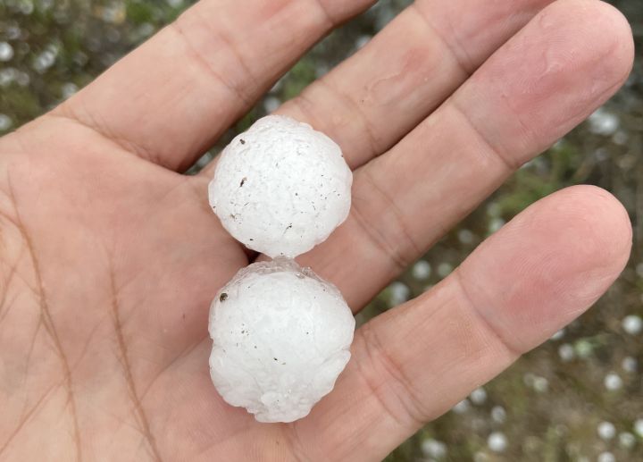 Stormy weather hits parts of Alberta Thursday afternoon - Calgary ...