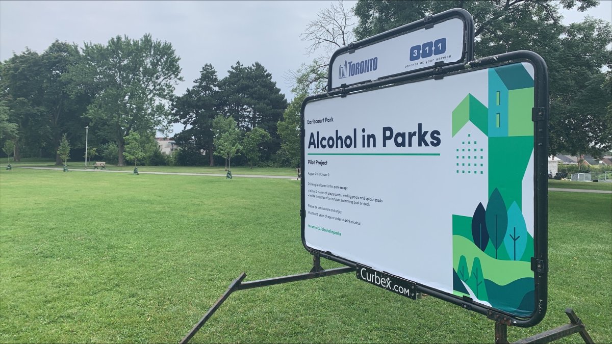 2 councillors ask city to make Toronto’s ‘alcohol in parks’ signage ...