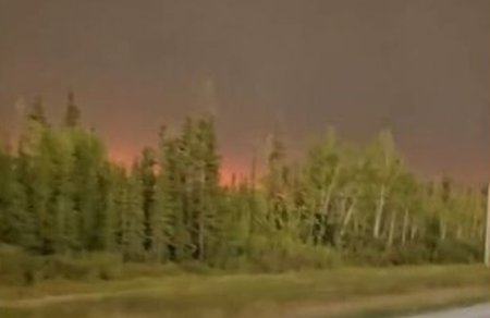 Yellowknife declares state of local emergency due to wildfires in ...