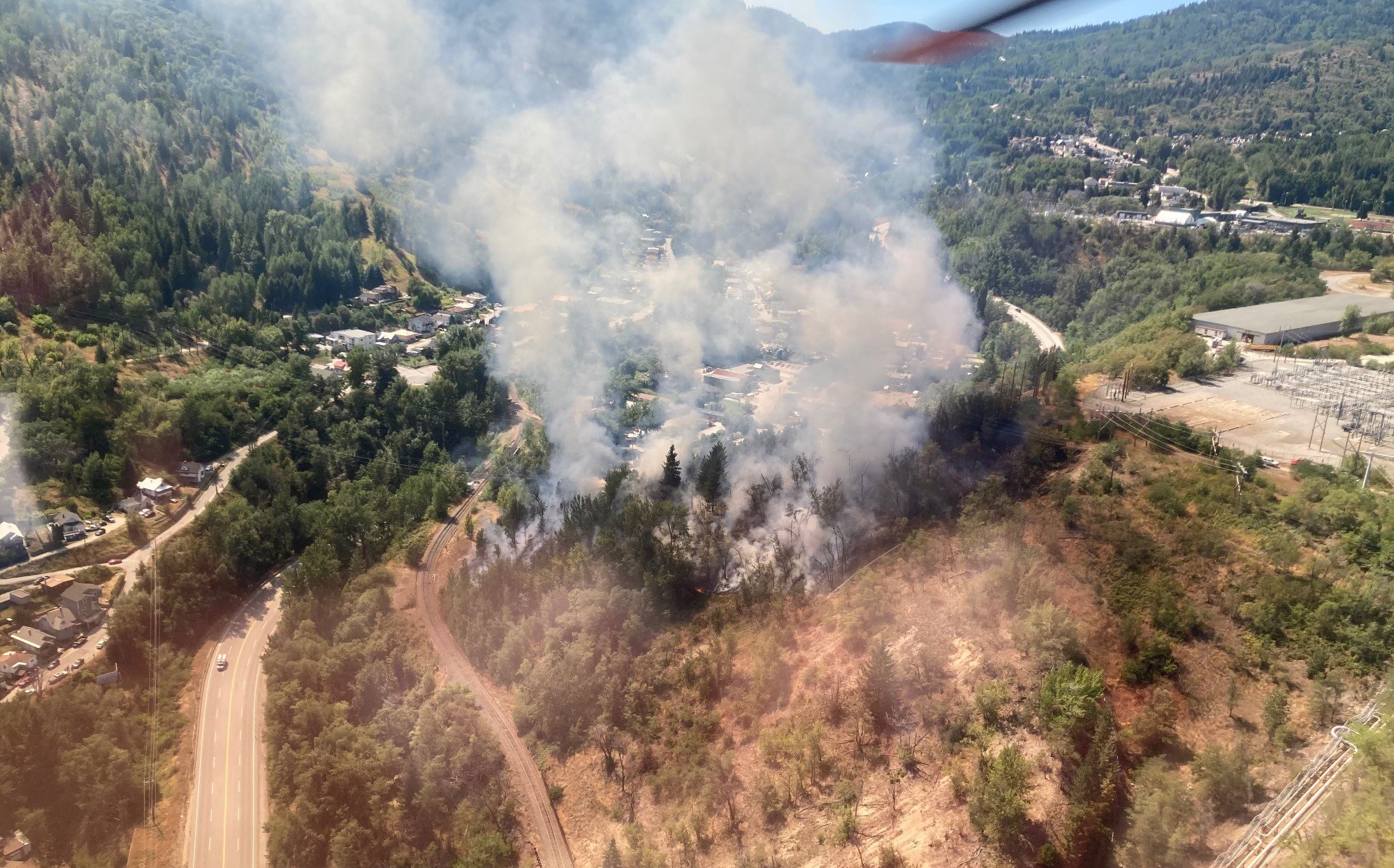 Wildfire conditions expected to get worse in B.C. as dry cold front on ...