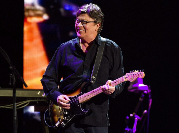 Robbie Robertson, Canadian music legend, dead at 80 | Globalnews.ca