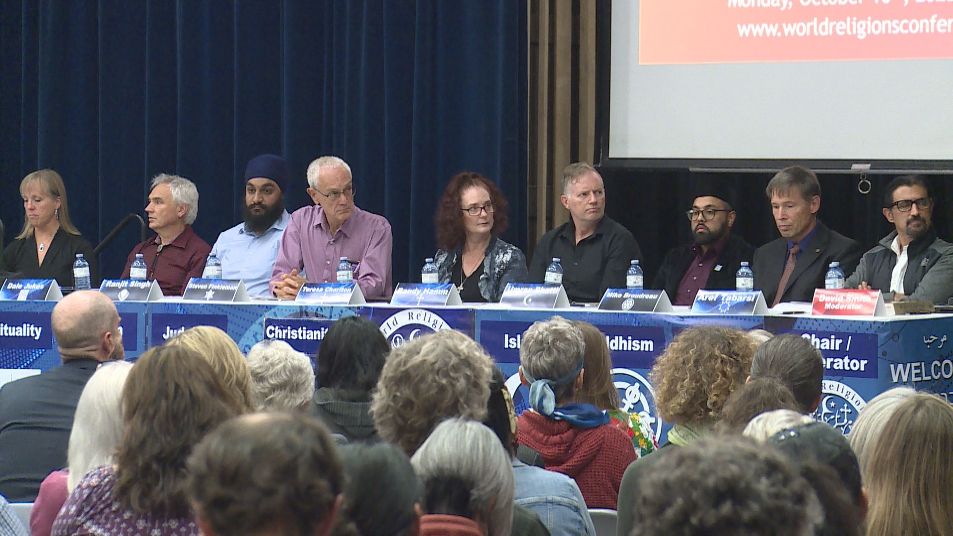 Religious speakers call for peace in the Middle East at World Religions ...