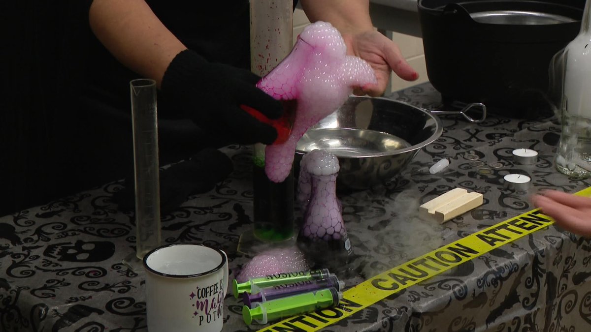Saskatoon students make Halloween potions during spooky dry ice ...