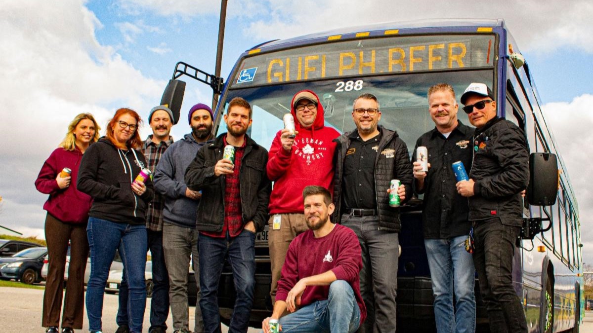 Guelph.Beer bus wins at Ontario Tourism Summit | Globalnews.ca