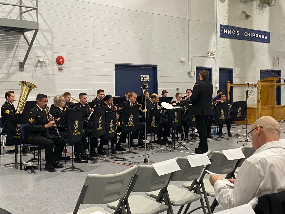 Remembrance Day ceremony in Winnipeg pays tribute to veterans past and ...