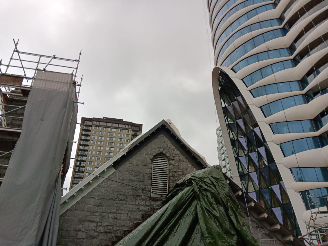 3 workers rescued after collapse at work site in downtown Vancouver ...