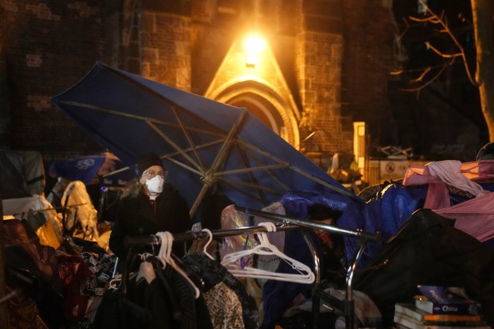 Toronto’s homeless residents and frontline workers brace for bitter ...