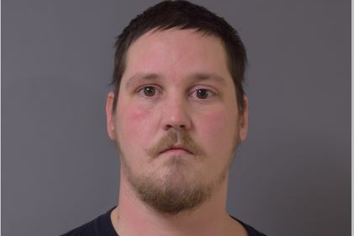 Man wanted on Canada-wide warrant could be in Kitchener-Waterloo ...