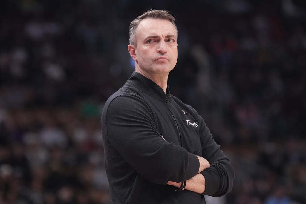 Raptors host clinic for Toronto-area coaches | Globalnews.ca