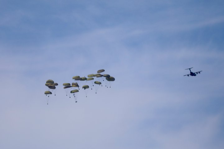 At least 5 killed in Gaza after airdrop aid parachutes fail to deploy ...