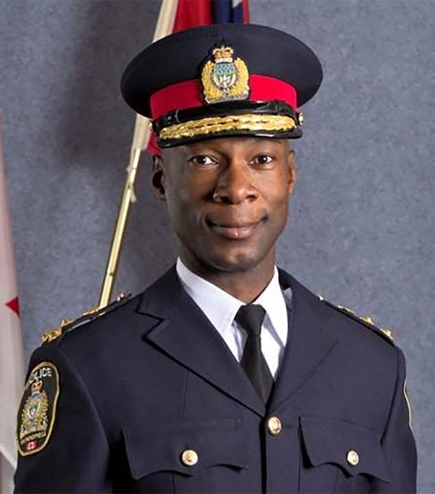 Winnipeg’s former top cop to receive honorary degree from Manitoba ...