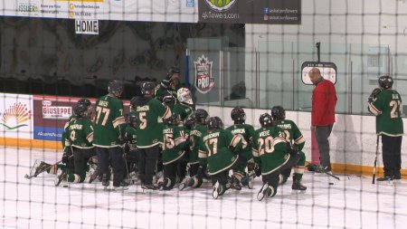 Dalmeny, Sask. hockey team recognized for community service by taking ...