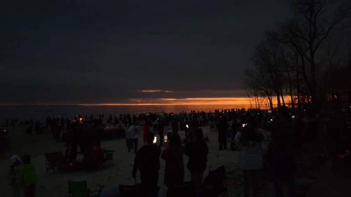 Total solar eclipse: Canadians soak up once-in-a-lifetime spectacle ...