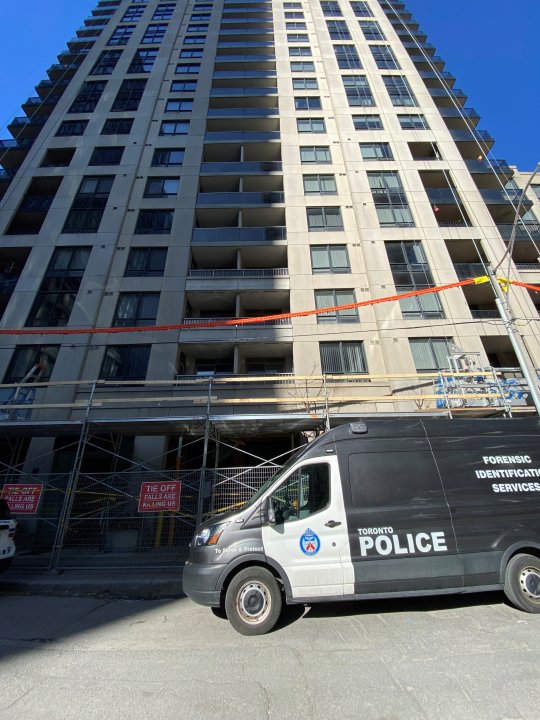 Second-degree murder charge laid after man pushed from Toronto balcony ...