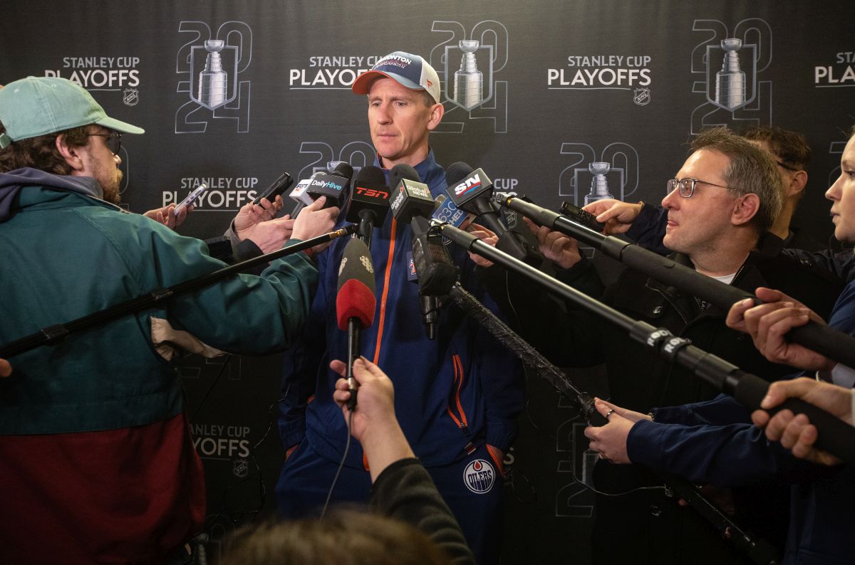 Edmonton Oilers head coach mum on starting goalie for Game 5 against ...