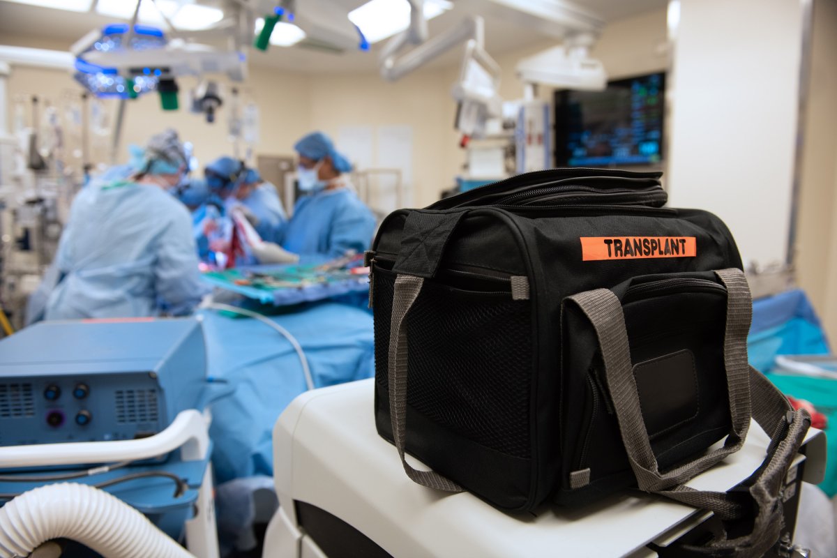 COVID-19 attacked one lung, cancer the other. A double transplant saved ...