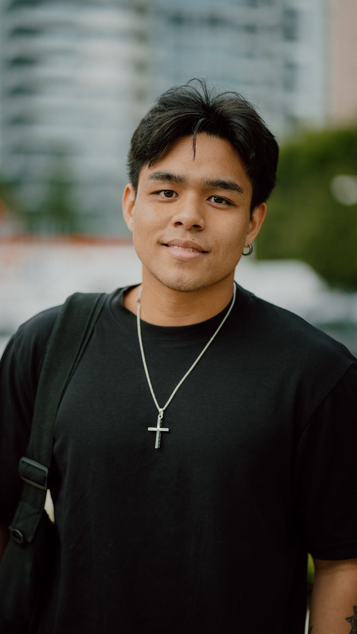 Photographer aims to break Vancouver’s unfriendly rep through portraits of strangers | Globalnews.ca