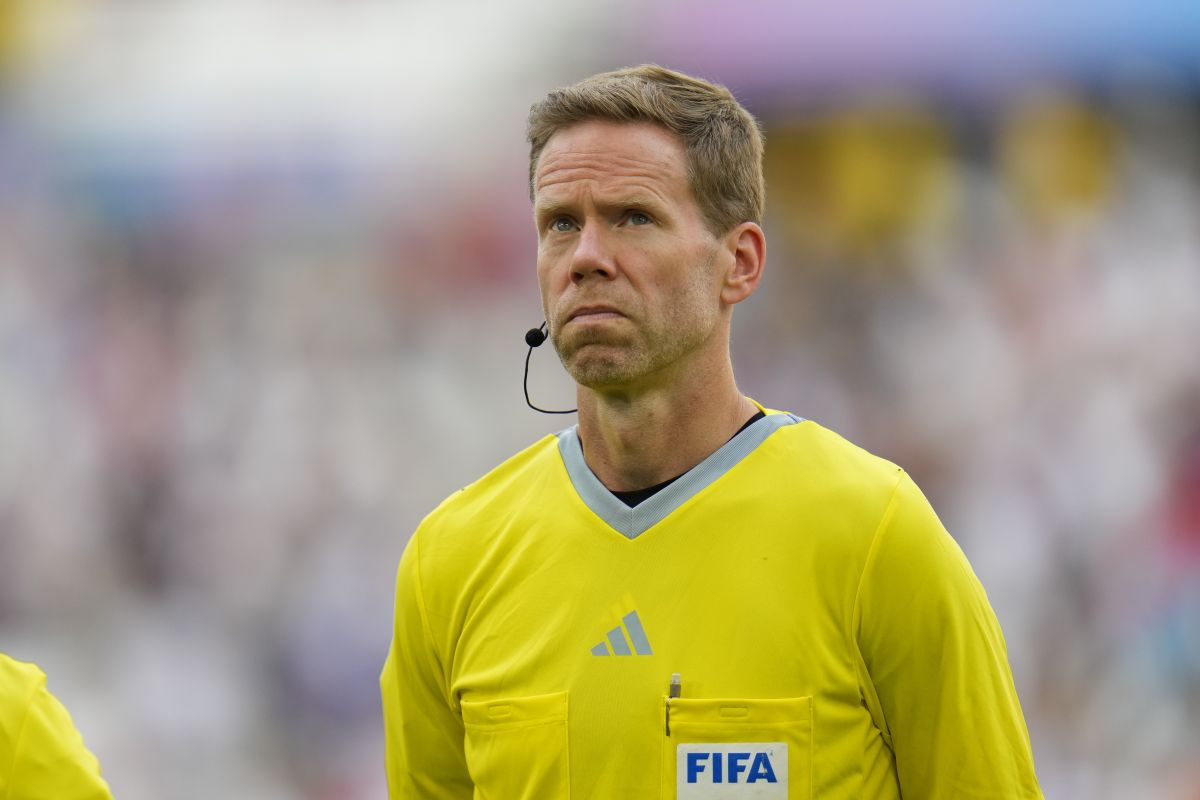 Calgary’s Drew Fischer honoured as MLS’ Referee of the Year - Calgary ...