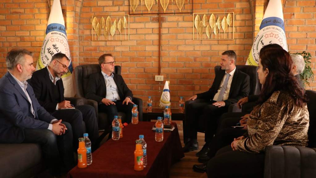 Aimee & Ali: The unhappy story of a Canadian ISIS couple | Globalnews.ca